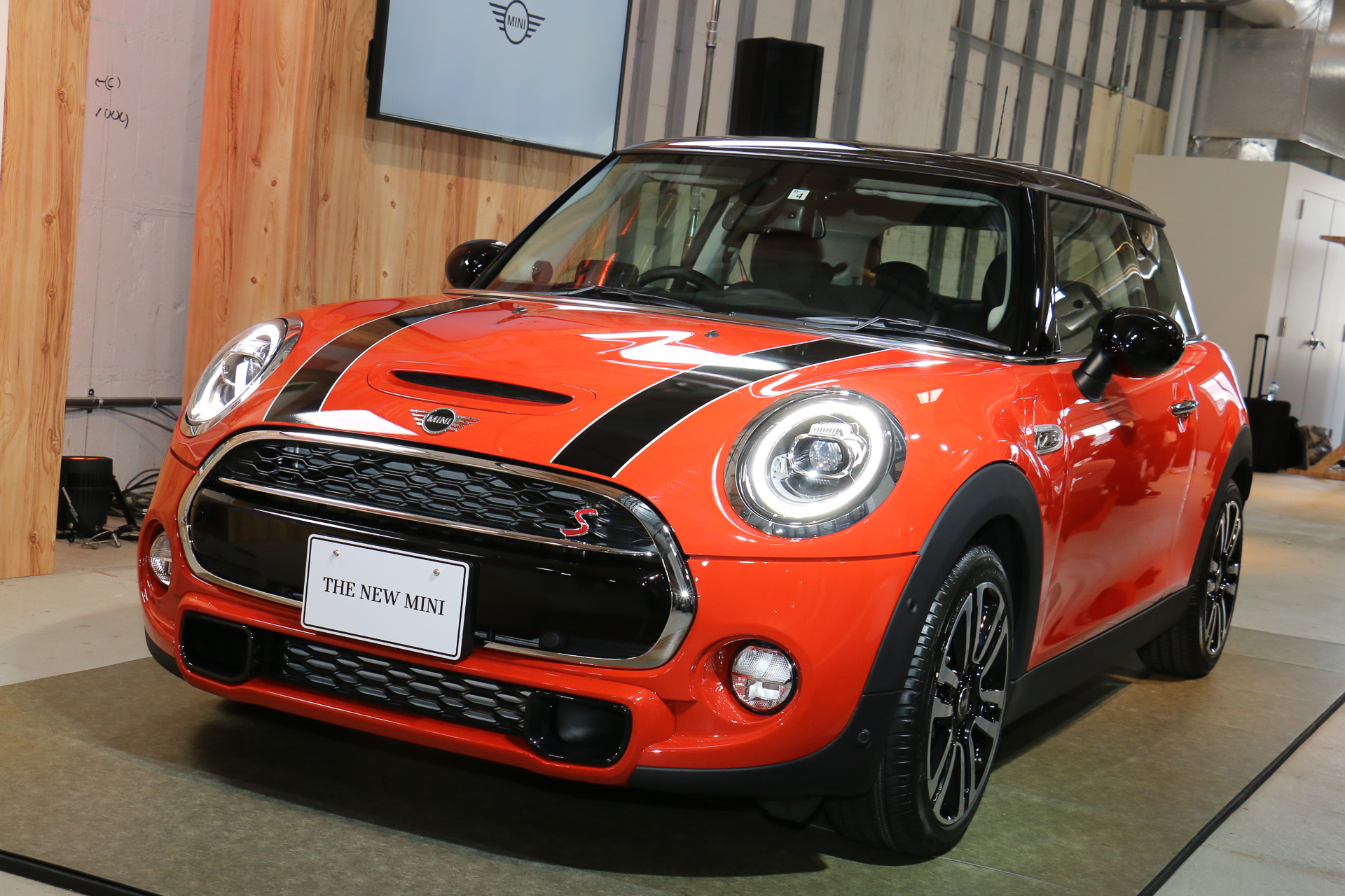 BMW MINI Connected MINI Car Watch
