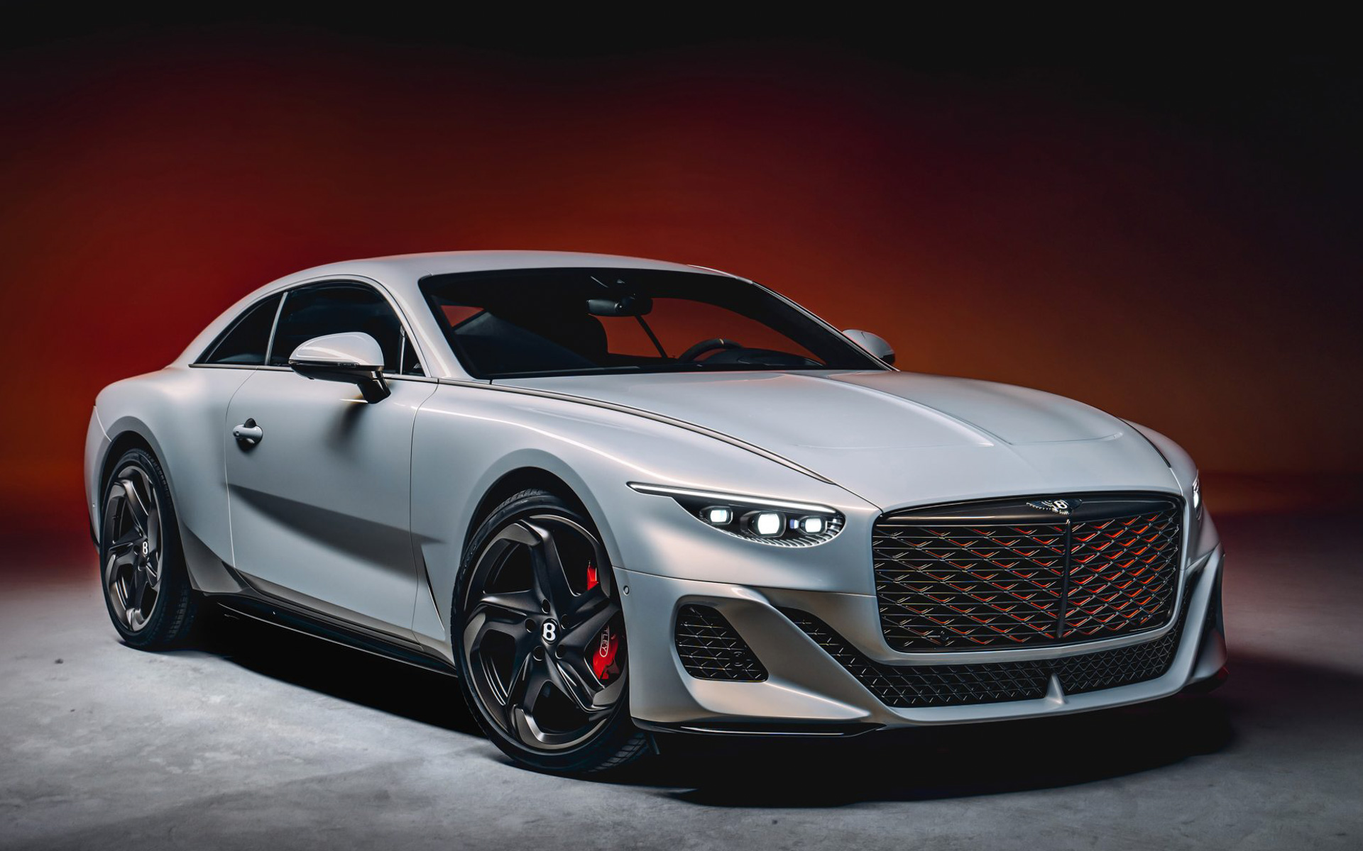 ベントレー、W型12気筒エンジンを生産終了へ 「バトゥール」搭載のW12エンジンは最高出力750PS、最大トルク1000Nmを発生 - Car Watch