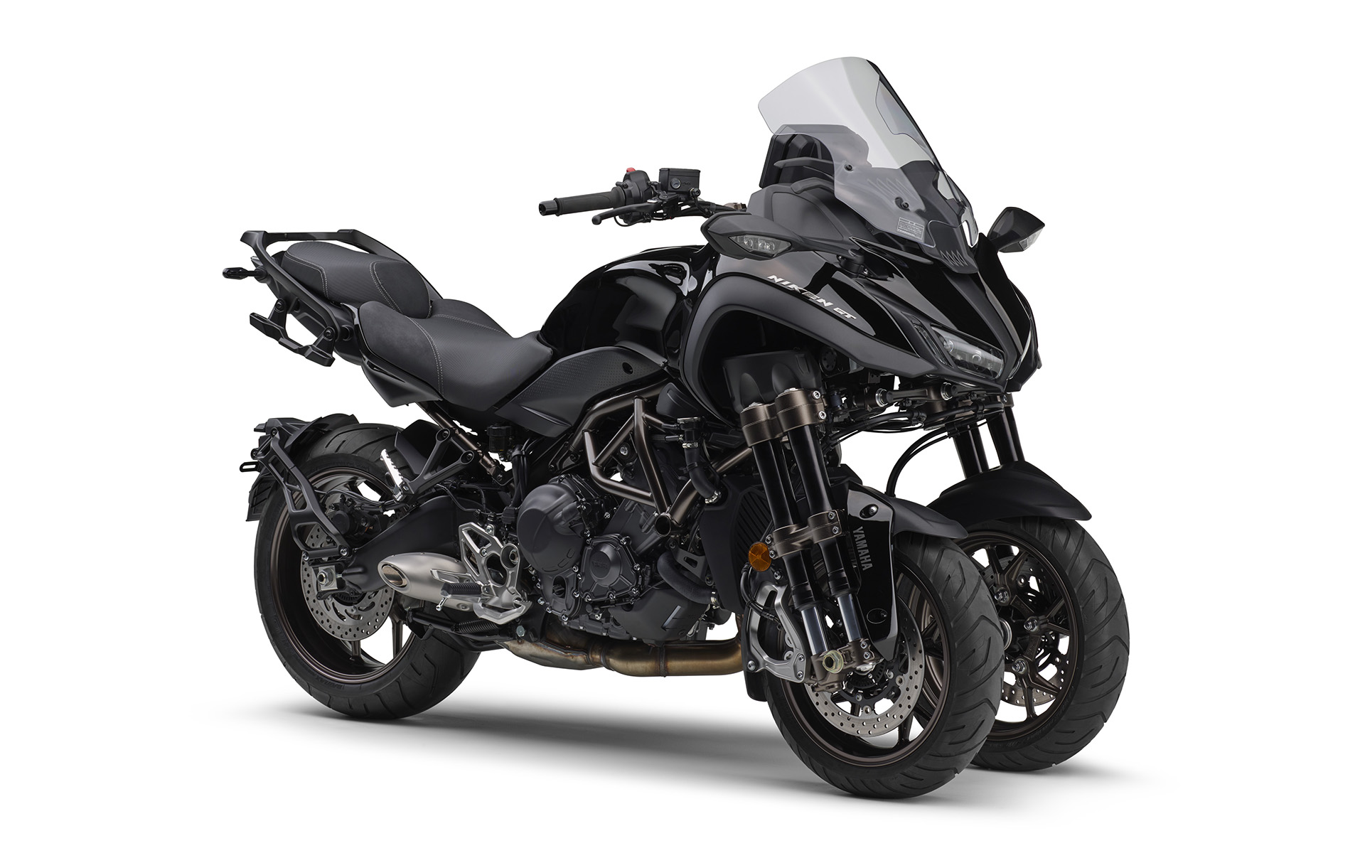 ヤマハ、大型スポーツタイプのLMW「NIKEN GT」モデルチェンジ 排気量をアップした新型CP3エンジン搭載など - Car Watch