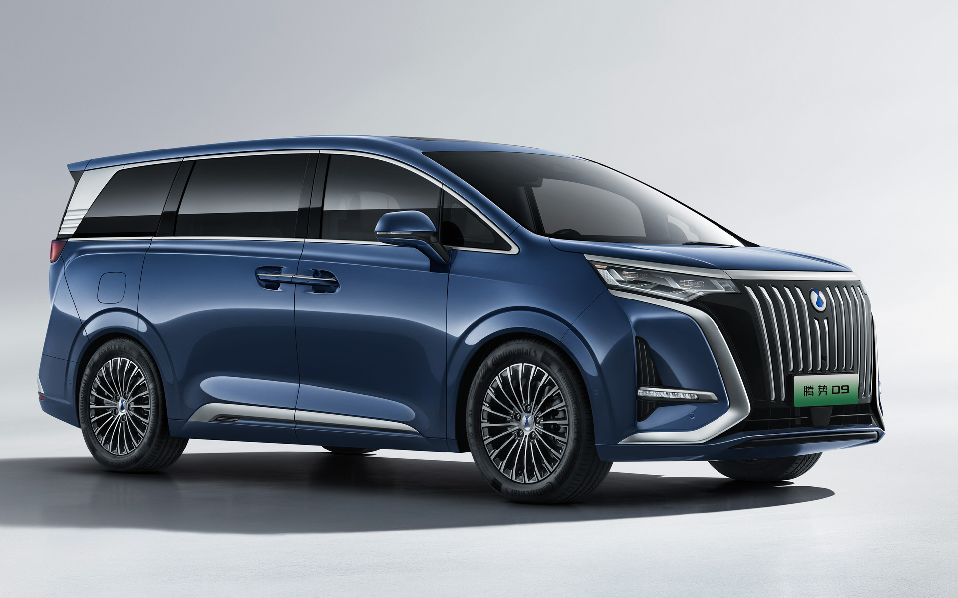 BYD、日本初披露のミニバン「D9」とオフロードSUV「U8」を「ジャパンモビリティショー2023」へ出展 - Car Watch