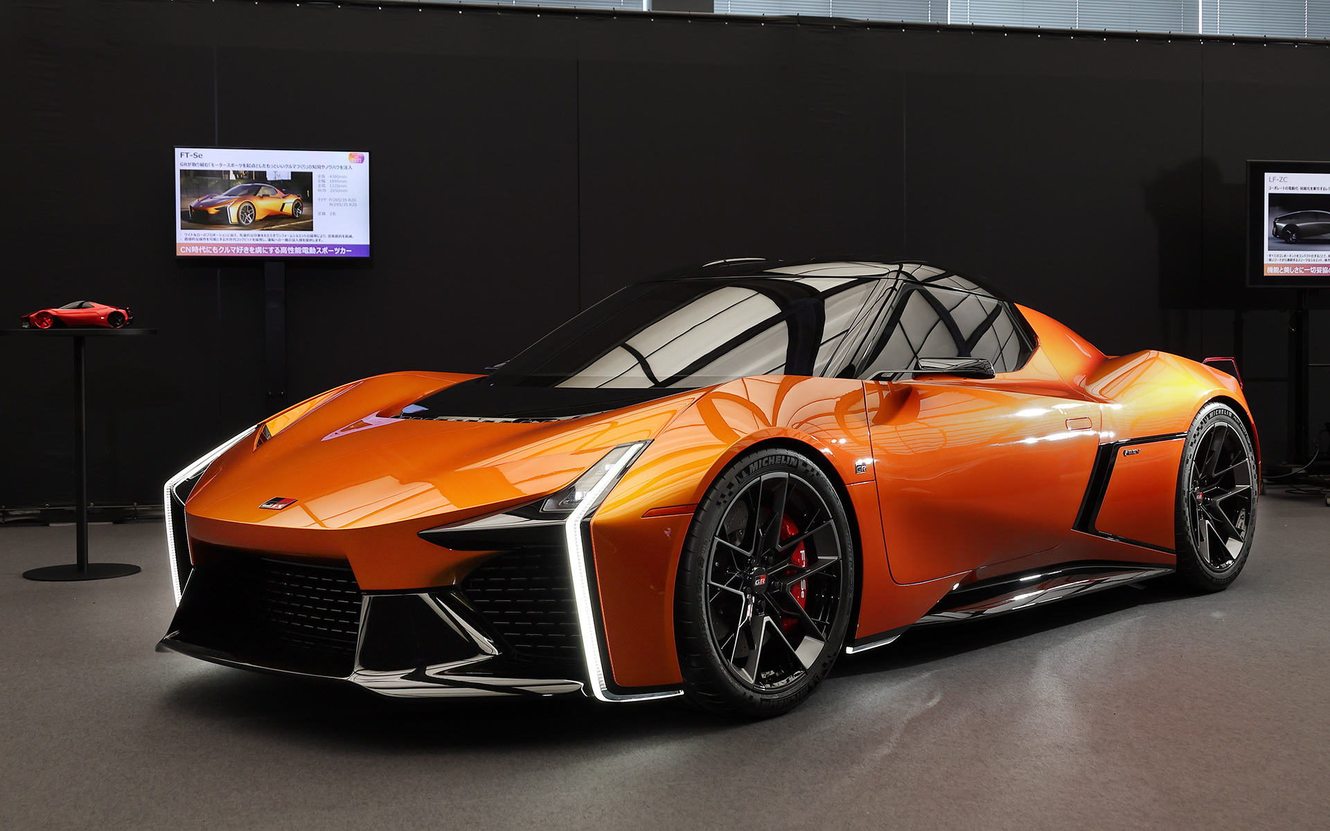 トヨタ、高性能スポーツバッテリEV「FT-Se」世界初公開