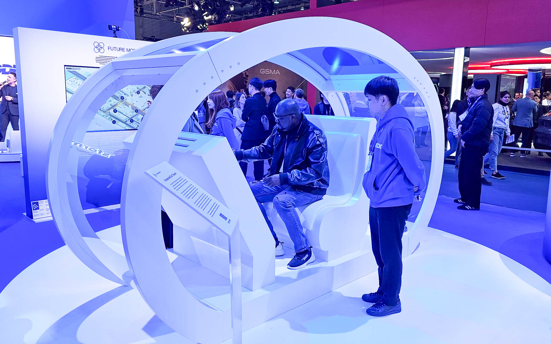 トヨタ品質に鍛えられたKDDIのコネクテッドサービス、KDDI America岩永氏に海外戦略について聞いてみた - Car Watch