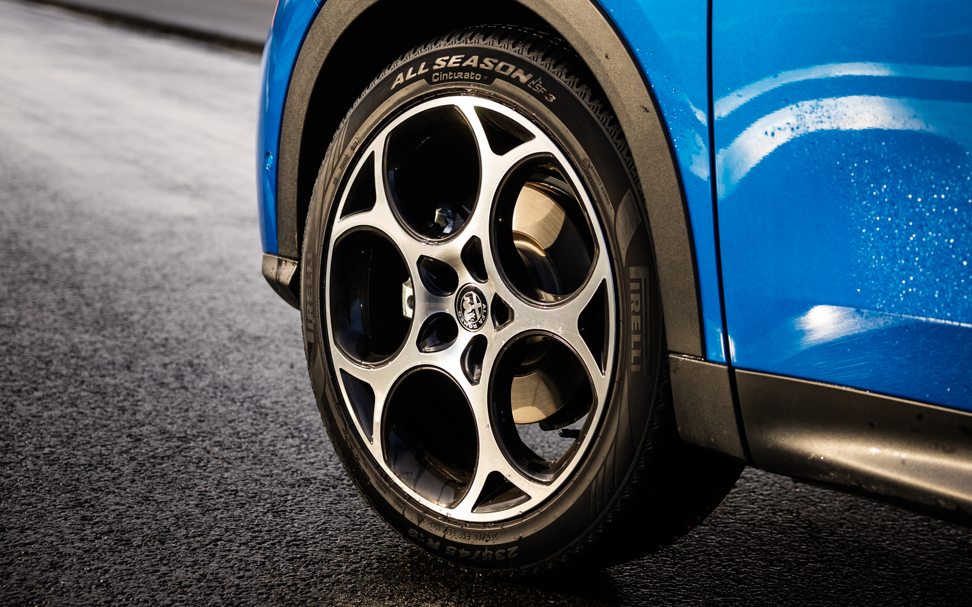 ピレリ、オールシーズンタイヤ「チントゥラート オールシーズン SF3」国内導入 - Car Watch