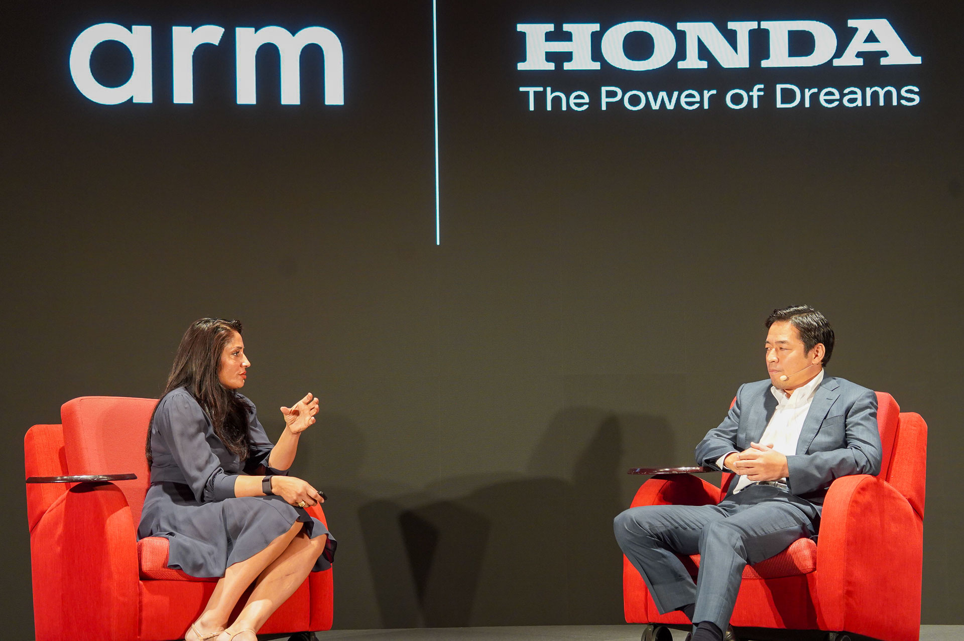 Arm、ホンダやパナソニックとSDVの開発期間短縮へ取り組み 「Arm Tech Symposia 2024」で対談 - Car Watch