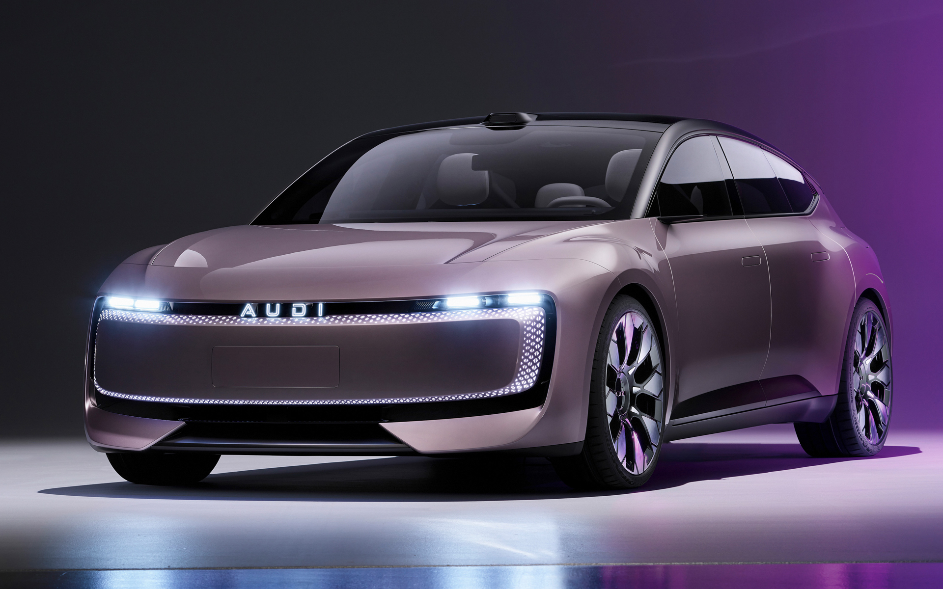 [画像]アウディ、中国でフォーリングスを使用しない新ブランド「AUDI」設立 コンセプトカー「AUDI E」公開 / (11/12) - Car Watch