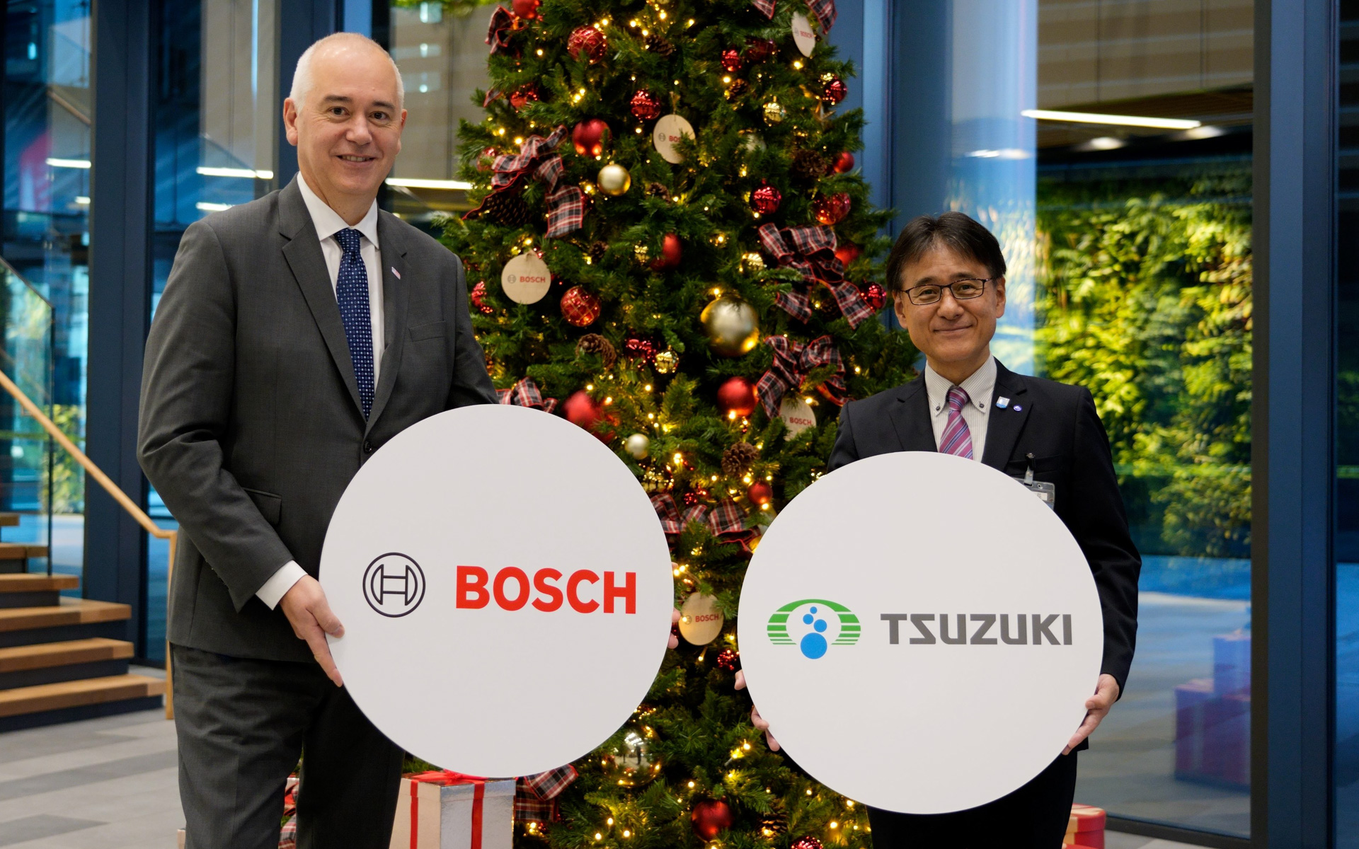 [画像]ボッシュ、横浜市都筑区と「地域活性化に関する包括連携協定」締結 共有する全天候型広場を「ボッシュ・フォーラム・つづき」と命名 / (2 ...