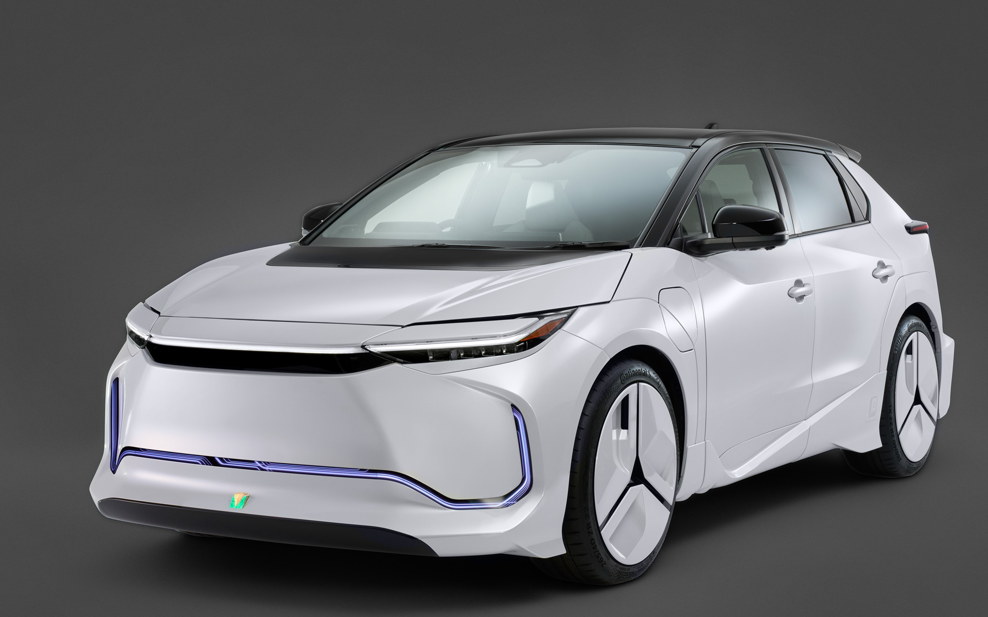 モデリスタ、EVカスタムのスタディモデル「モデリスタ コンセプト・ゼロ」など「大阪オートメッセ2025」に出展 - Car Watch