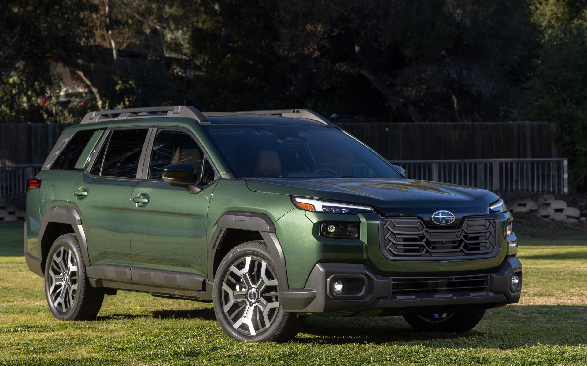 [画像]スバル、新型「アウトバック」をニューヨークモーターショー2025で世界初公開 / (4/8) - Car Watch