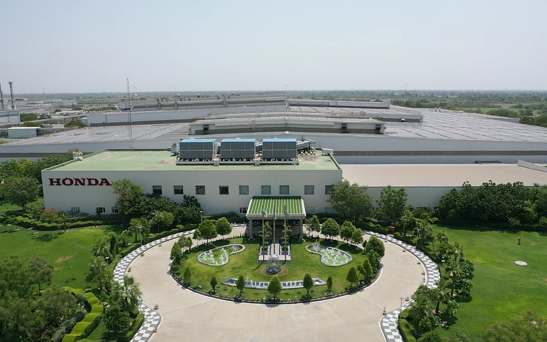 ホンダ、インドの二輪車工場に生産ライン新設 2027年に約700万台へ生産能力拡大 - Car Watch