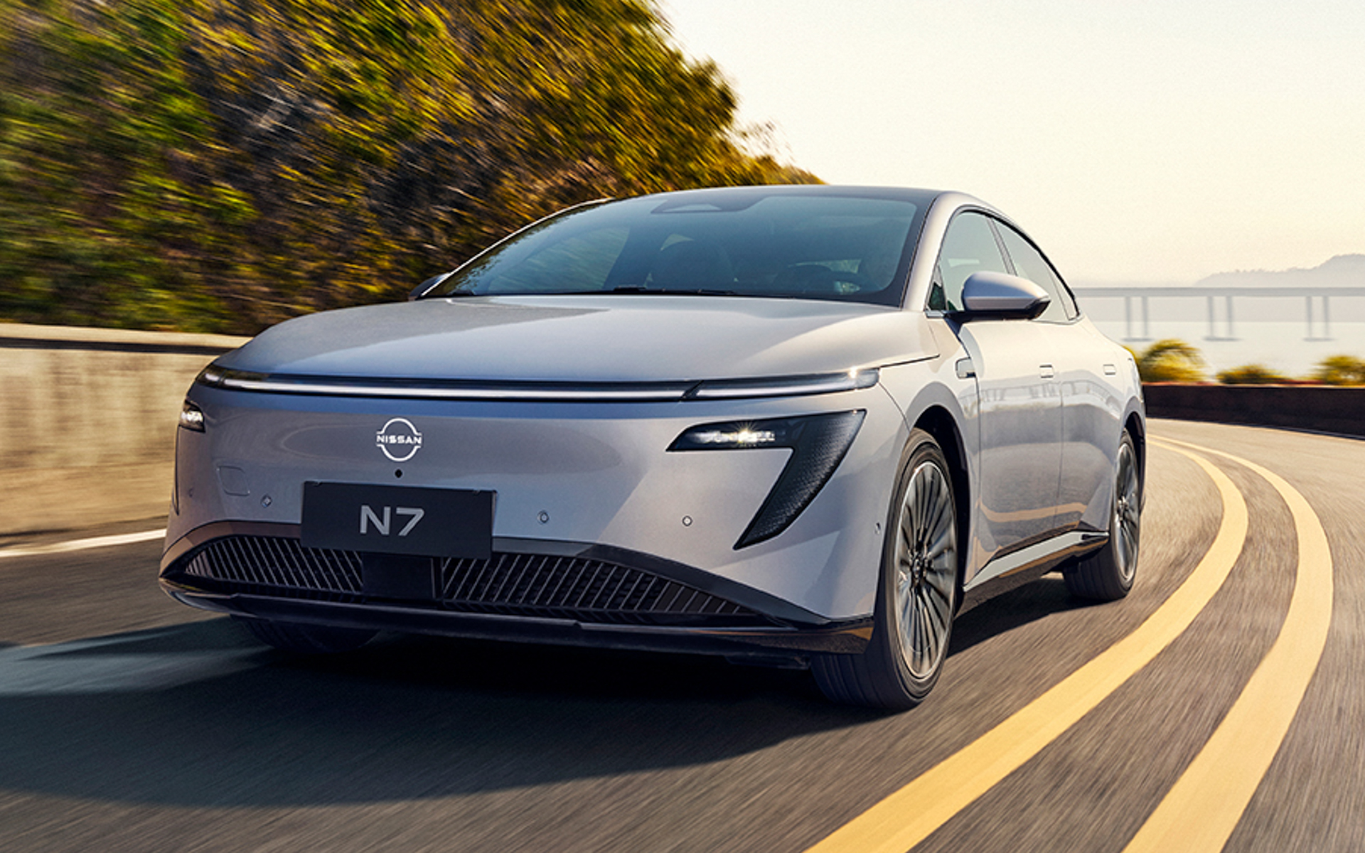 日産、新型バッテリEVセダン「N7」が発売1か月で受注1万7000台突破 快適性とブランド力と価格で新規顧客獲得 - Car Watch