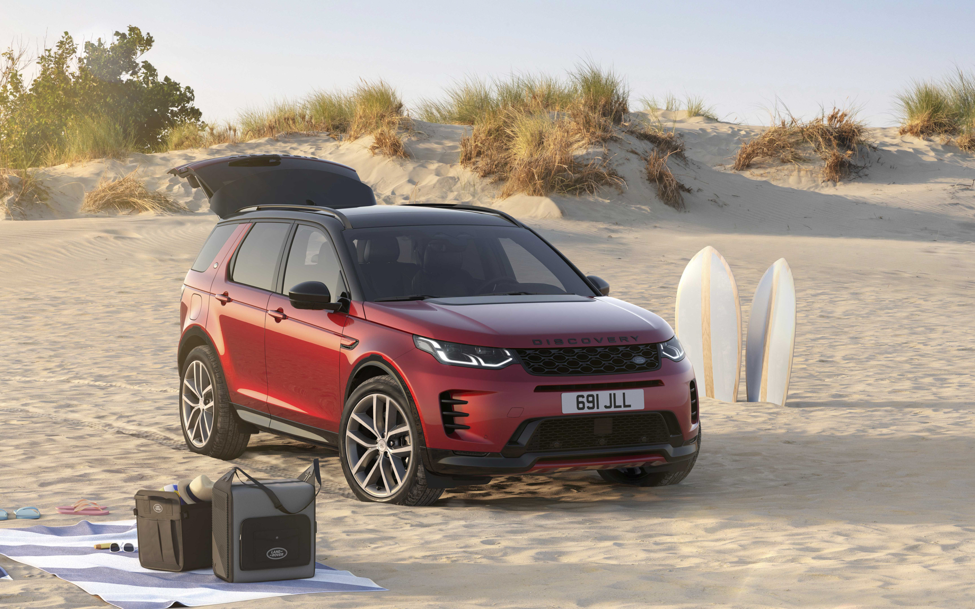 ランドローバー、「ディスカバリースポーツ」2026年モデル受注開始 ICE・MHEV・PHEVをラインアップ - Car Watch