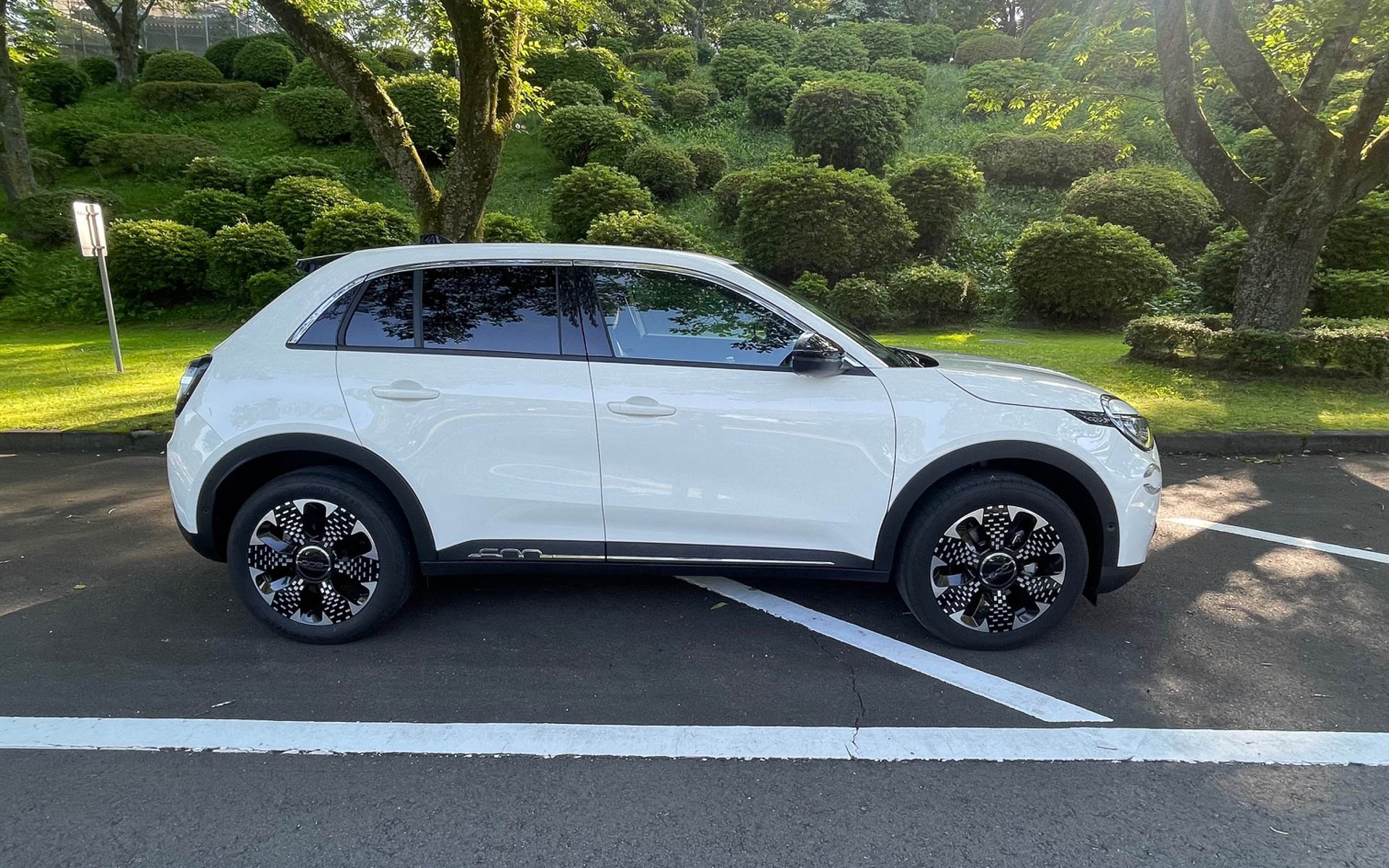 【日下部保雄の悠悠閑閑】フィアット・600 Hybrid