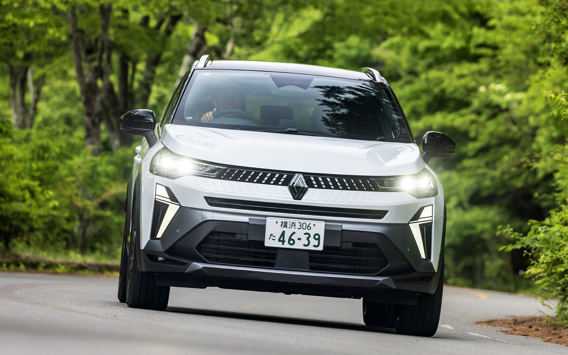 ルノー「キャプチャー」のマイナーチェンジモデルに試乗 大きく変わったフロントデザイン以外に走りはどう違う？ / (1/31) - Car Watch