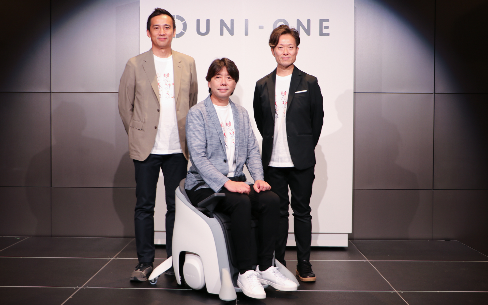 [画像]ホンダが手放しで乗れるパーソナルモビリティ「ユニワン」を事業化 新ジャンル「目的地で利用するモビリティ」とは？ / (9/27 ...
