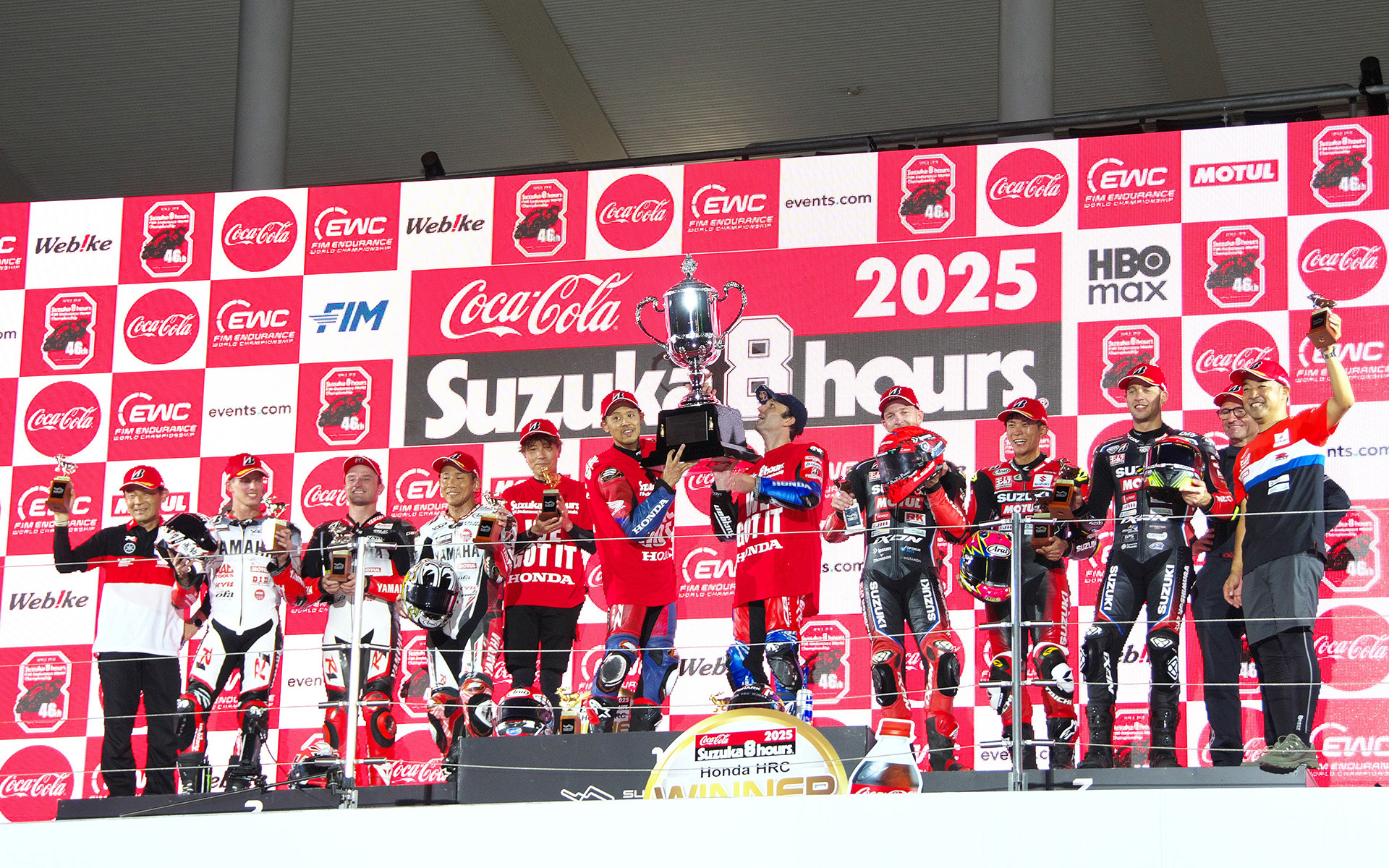 [画像]鈴鹿8耐、2026年の開催日程は7月3日～5日に決定 / (1/2) - Car Watch