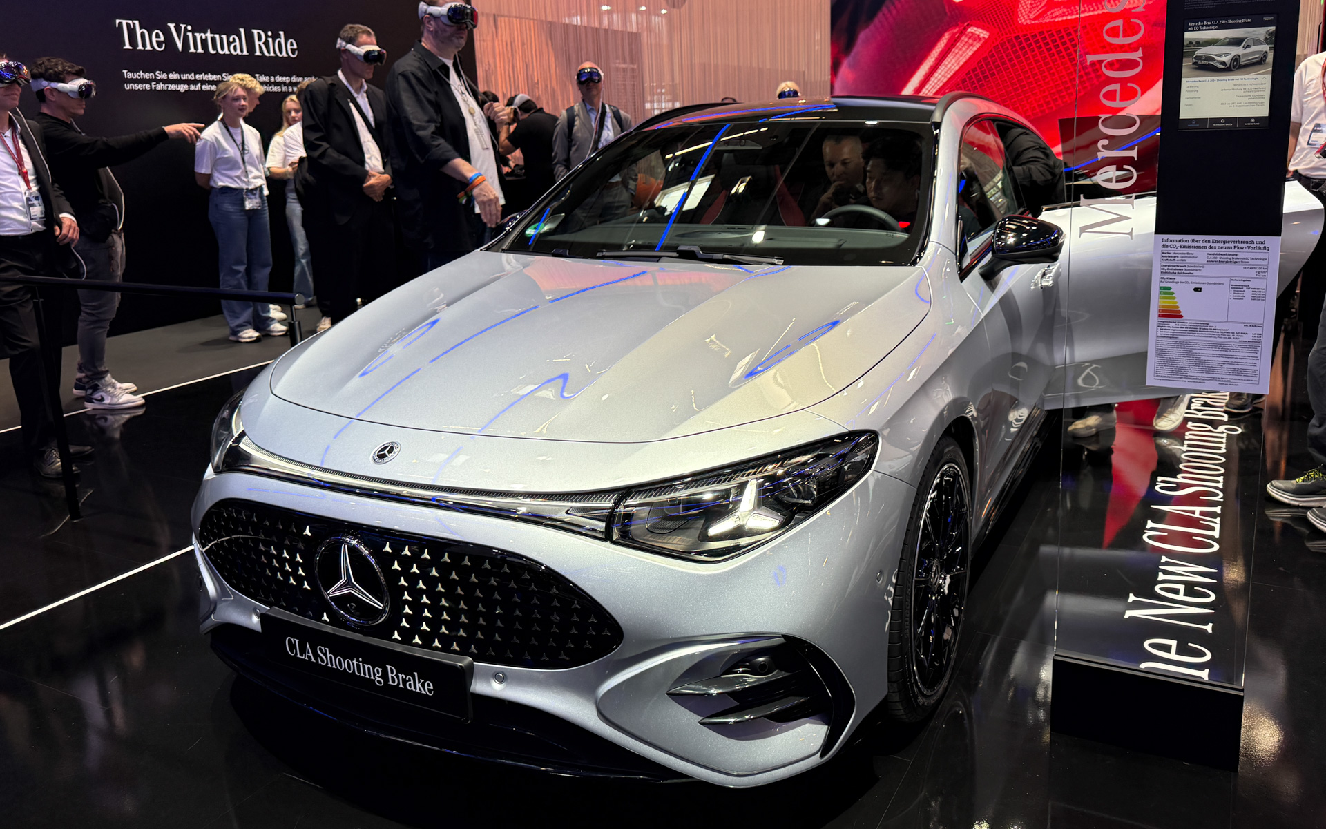 [画像]メルセデス・ベンツ、新型「CLA」「GLC」を「ジャパンモビリティショー 2025」で参考展示 / (3/5) - Car Watch