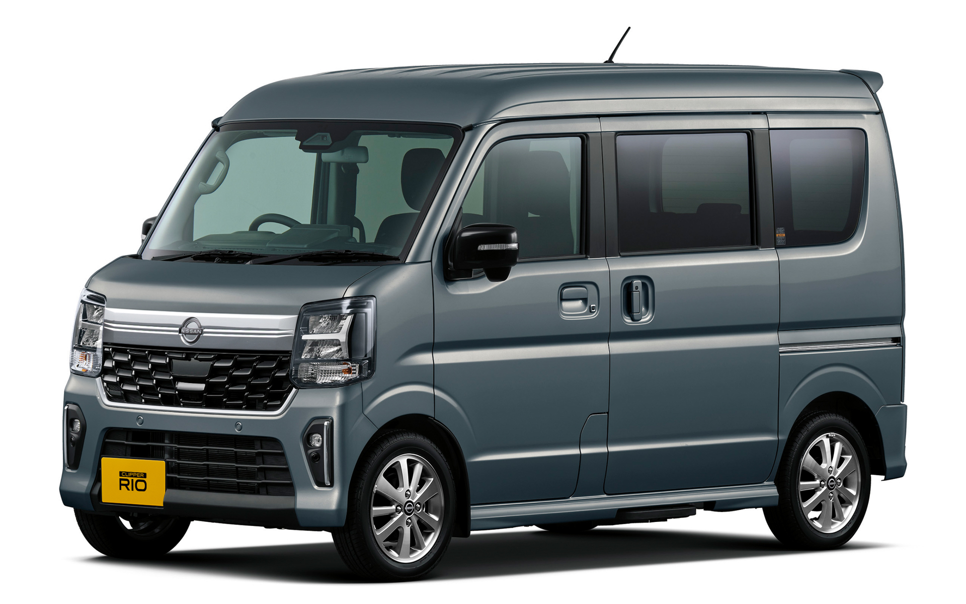 日産、軽商用「クリッパーバン」と軽乗用「クリッパーリオ」一部仕様向上 内外装の一部変更や安全装備を充実 - Car Watch