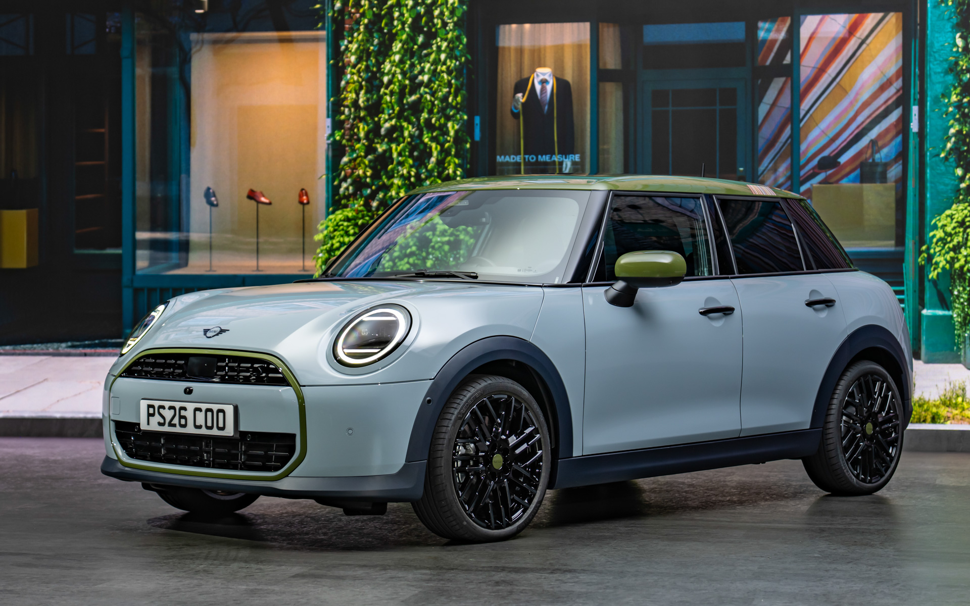 MINIポール・スミス・エディション、ガソリンモデルの受注開始 価格465万円から - Car Watch